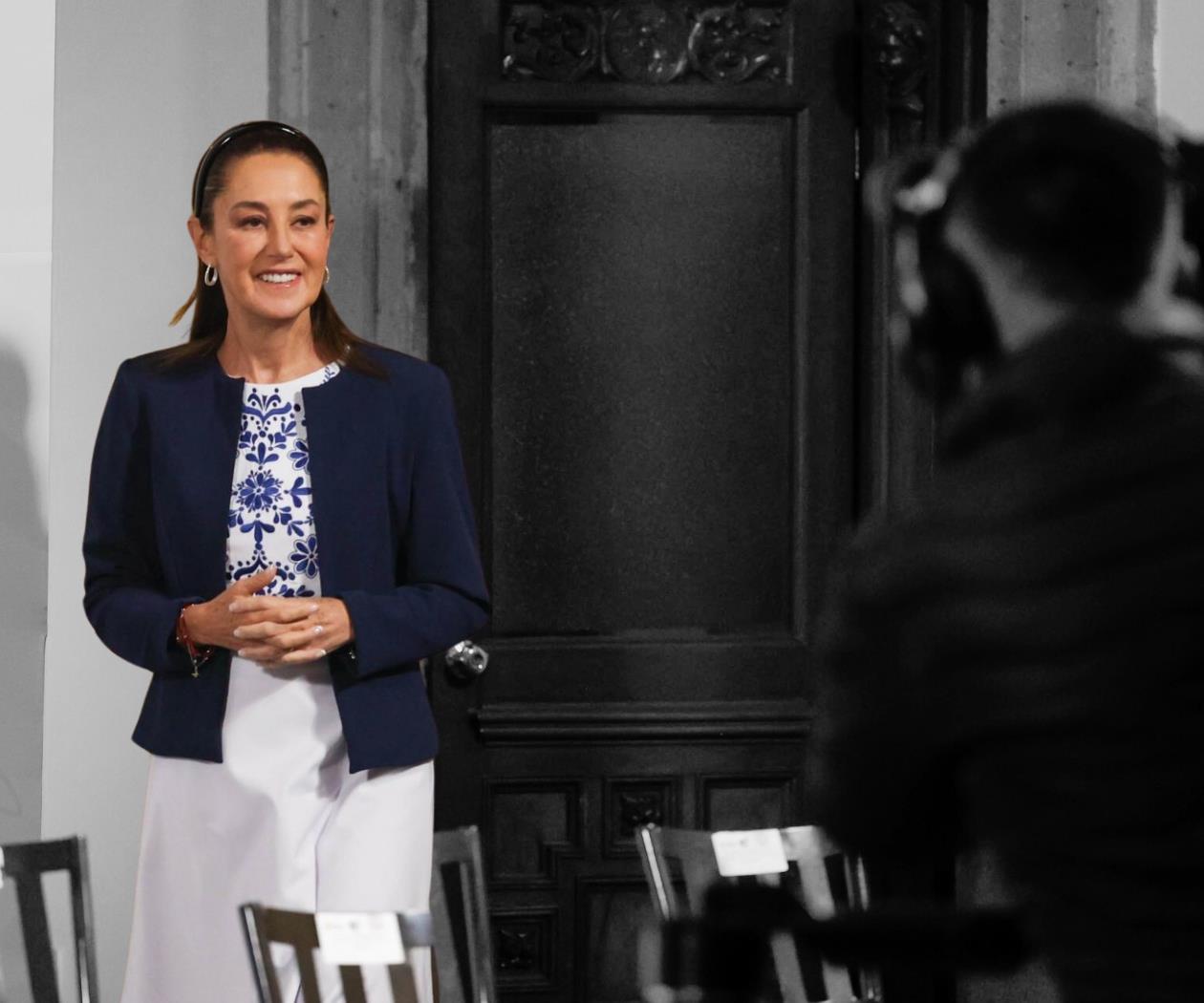 ¿Claudia Sheinbaum se puso bótox? - La Cadera De Eva